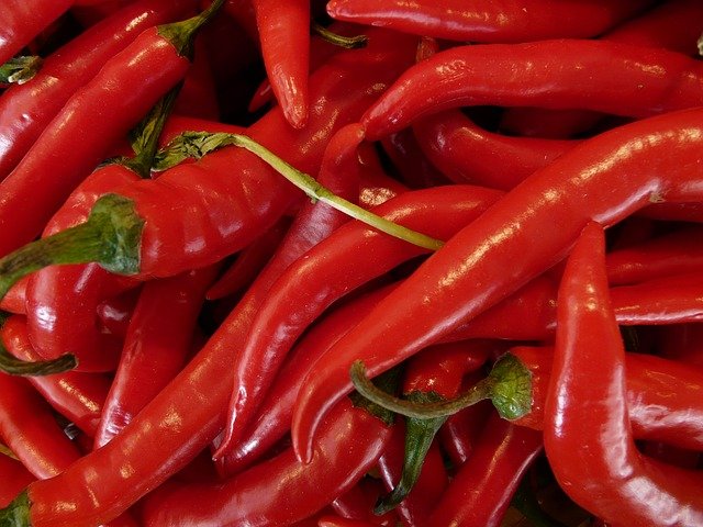 Capsaicin for Herbal Naturopathy: properties, benefits, uses, side ...